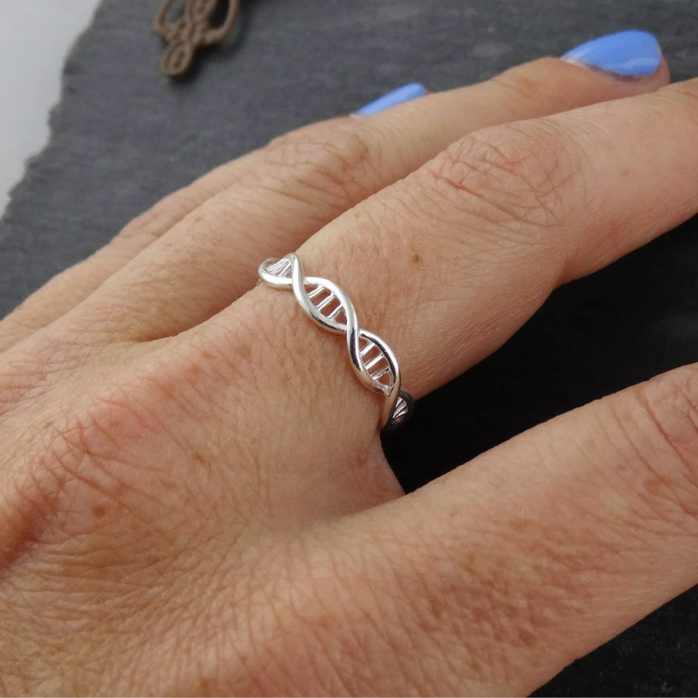 VINTAGE DNA RING (ADJUSTABLE) – Ashlen