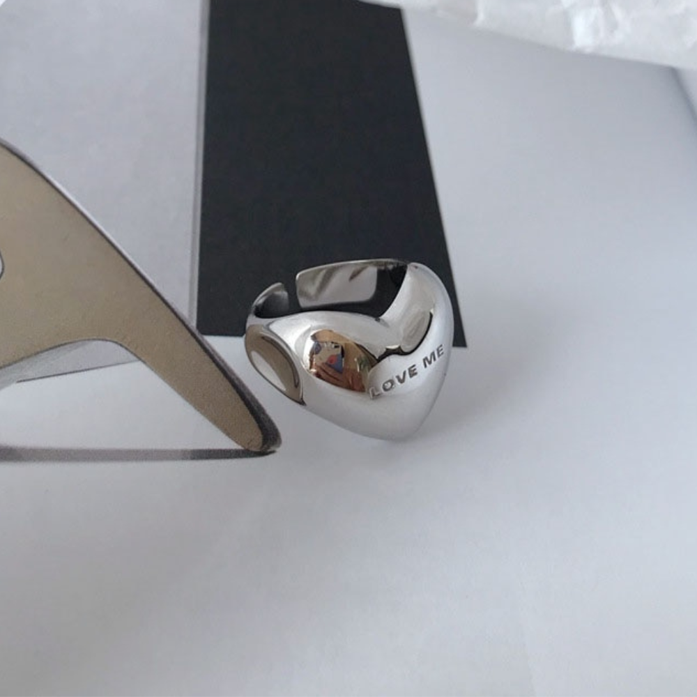 CHUNKY HEART RING (ADJUSTABLE) – Ashlen