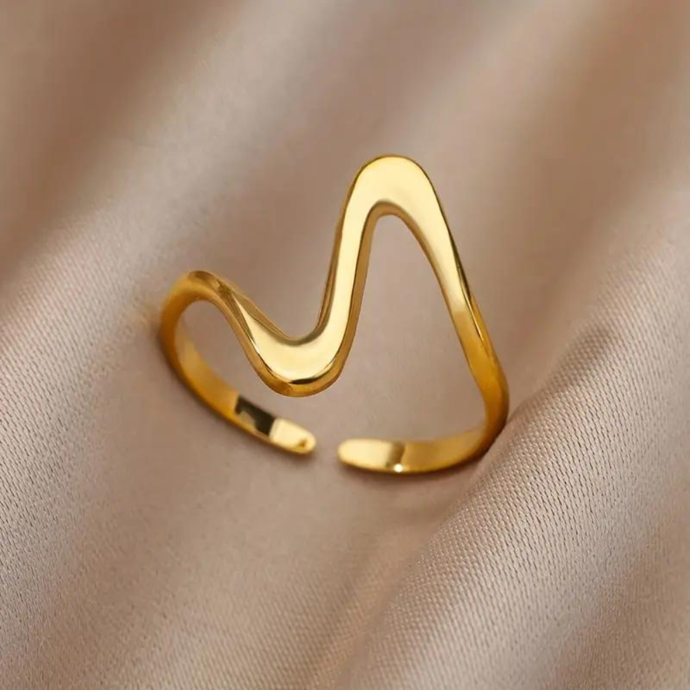 GOLD WAVE RING (ADJUSTABLE) – Ashlen